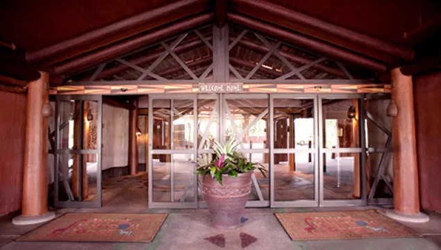 Dura-Glide® 2000/3000 Bestselling Automatic Sliding Door | STANLEY ...